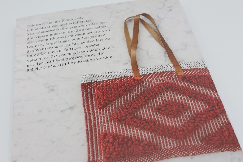 Review: Weben mit kleinem Rahmen von Fiona Daly – feierabendfrickeleien